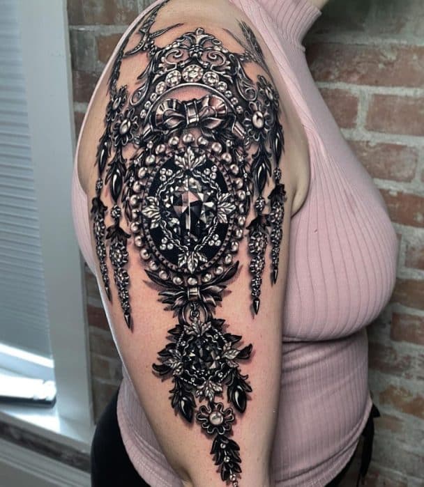 Meet The Masterpieces of This Celebrity Tattoo Artist