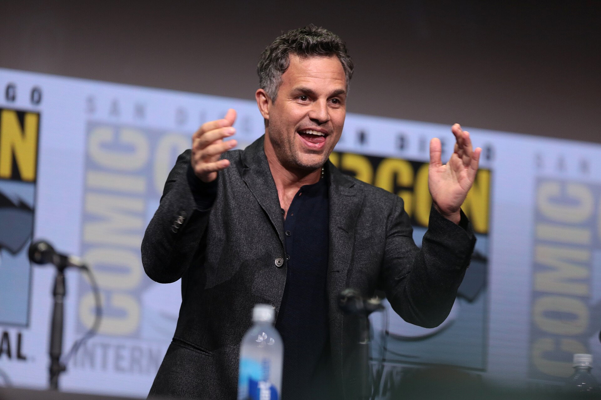 Mark Ruffalo Shocks at Golden Globes, Labels Trump a 'Pedophile'